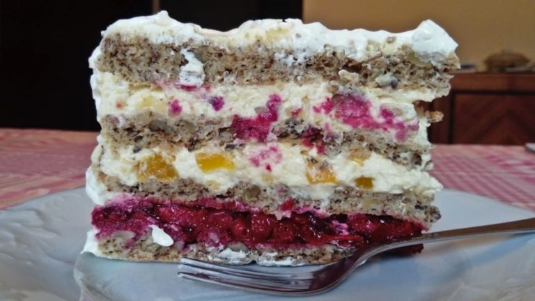 Prste da poližeš: MOSKVA šnit, najlepša voćna torta | Sito&Rešeto