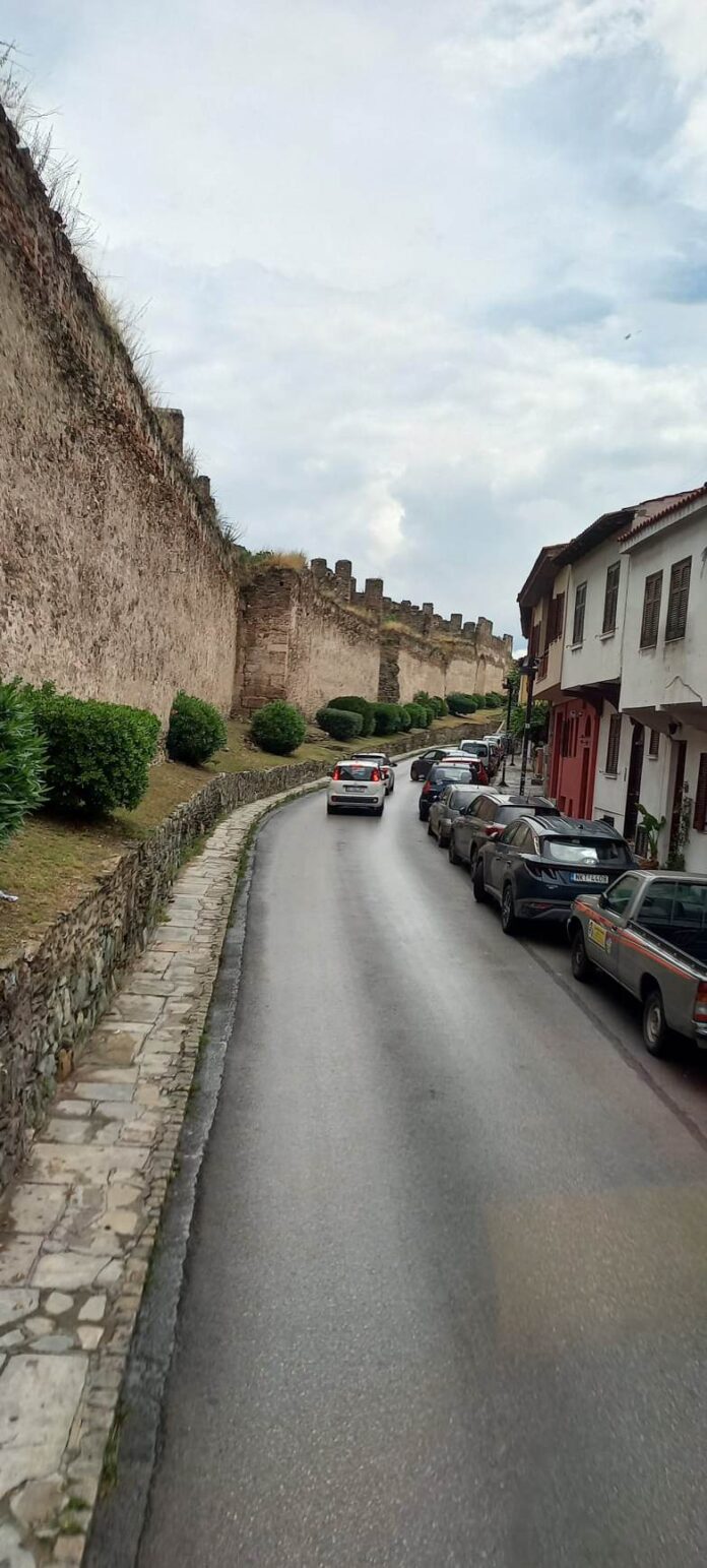 SOLUN, grad živahne energije koja obara s nogu: Kružna tura u 200 slika ...