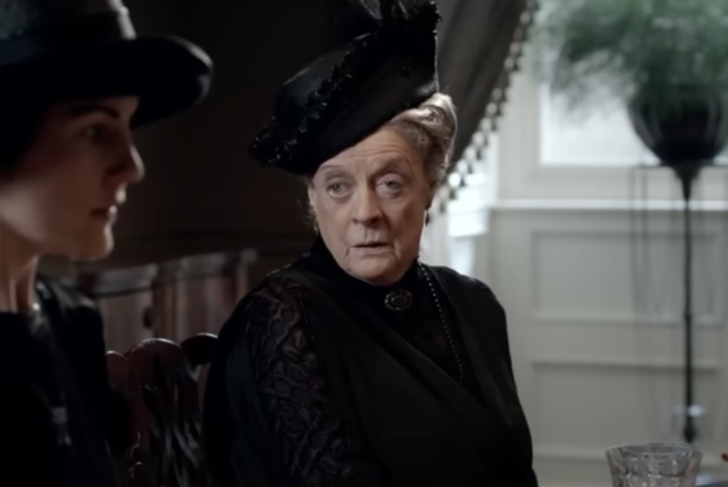 Legendarna i neprevaziđena engleska glumica MEGI SMIT preminula u 89 ...